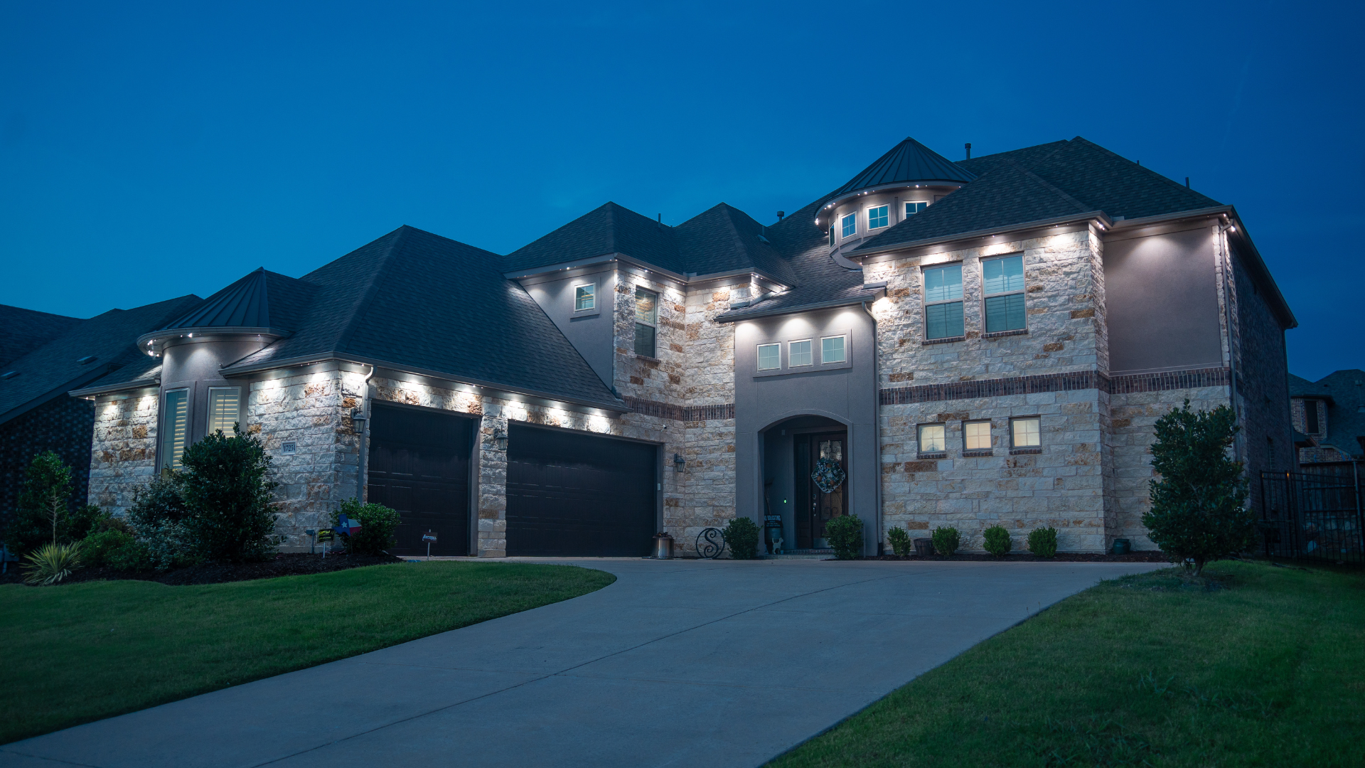 Permanent Lighting Maintenance Tips - Blink Lights